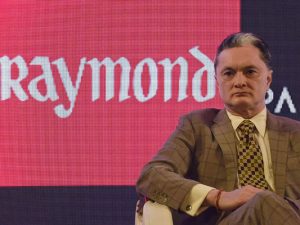 The Success Story Of Famous Indian Clothing Brand : Raymond