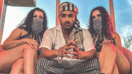 Richard D'Costa's "Main Ro Raha Hoon" Music Video: A Mesmerizing Fusion ...